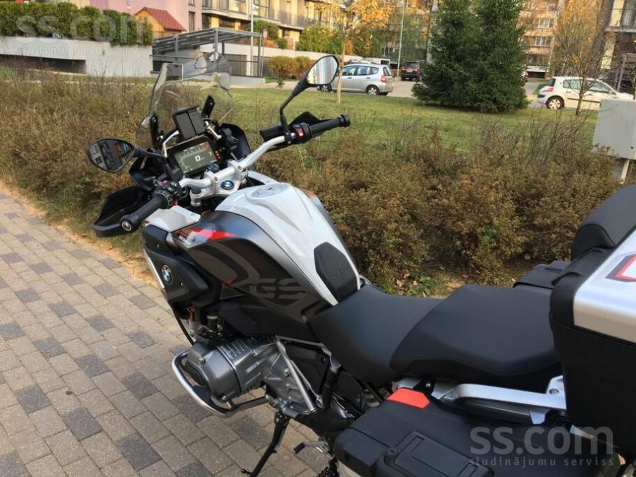 BMW R 1200GS 2018 in Riga, with an engine capacity of 1.20 L and mileage of 0 thousand km for 12500 €, photo 6 on AUTOMOTO.COM.LV