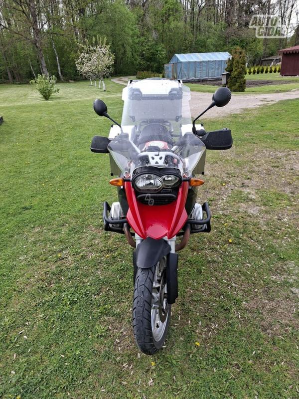 Red BMW R 1200GS 2004 in Kretinga, with an engine capacity of 1.20 L and mileage of 122 thousand km for 4000 €, photo 1 on AUTOMOTO.COM.LV