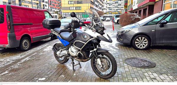 White BMW R 1200GS 2006 in Vilnius, with an engine capacity of 1.20 L and mileage of 109 thousand km for 5600 €, photo 2 on AUTOMOTO.COM.LV