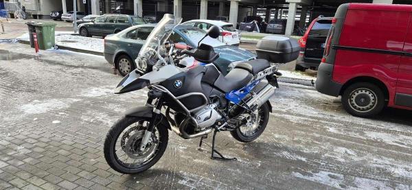 White BMW R 1200GS 2006 in Vilnius, with an engine capacity of 1.20 L and mileage of 109 thousand km for 5500 €, photo 2 on AUTOMOTO.COM.LV