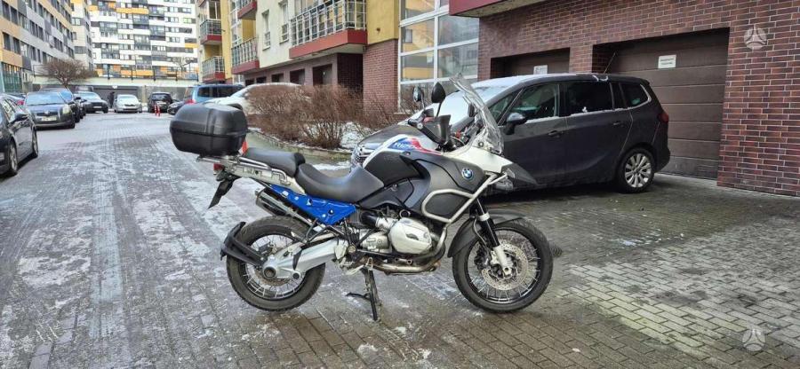 Balts BMW R 1200GS 2006 Viļņa, ar dzinēja tilpumu 1.20 L un nobraukumu 109 tūkst. km par 5500 €, foto 5 vietnē AUTOMOTO.COM.LV