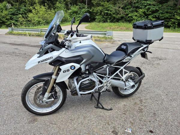 Белый БМВ R 1200GS 2013 в Аникщяй, объемом двигателя 1.20 л и пробегом 59 тыс. км за 7300 €, фото 2 на AUTOMOTO.COM.LV