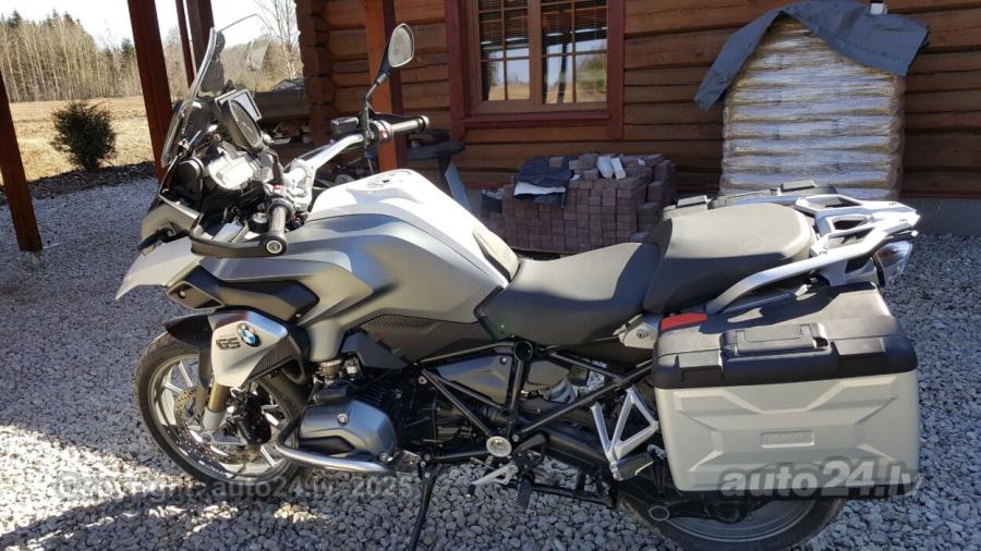Белый БМВ R 1200GS 2016 в Таллин, объемом двигателя 1.17 л и пробегом 42 тыс. км за 11900 €, фото 2 на AUTOMOTO.COM.LV