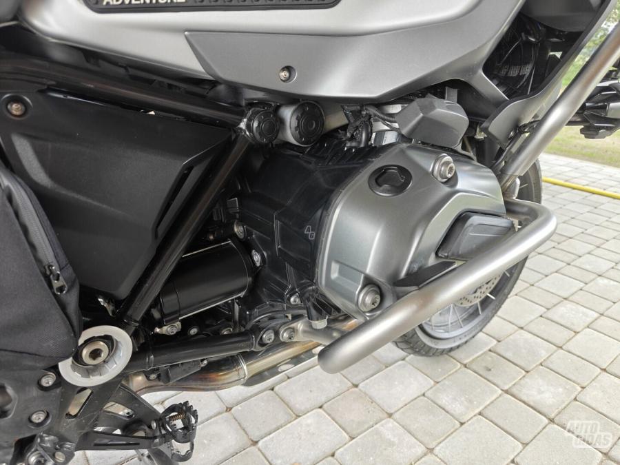 White BMW R 1200GS 2016 in Vilnius, with an engine capacity of 1.20 L and mileage of 59 thousand km for 10000 €, photo 16 on AUTOMOTO.COM.LV