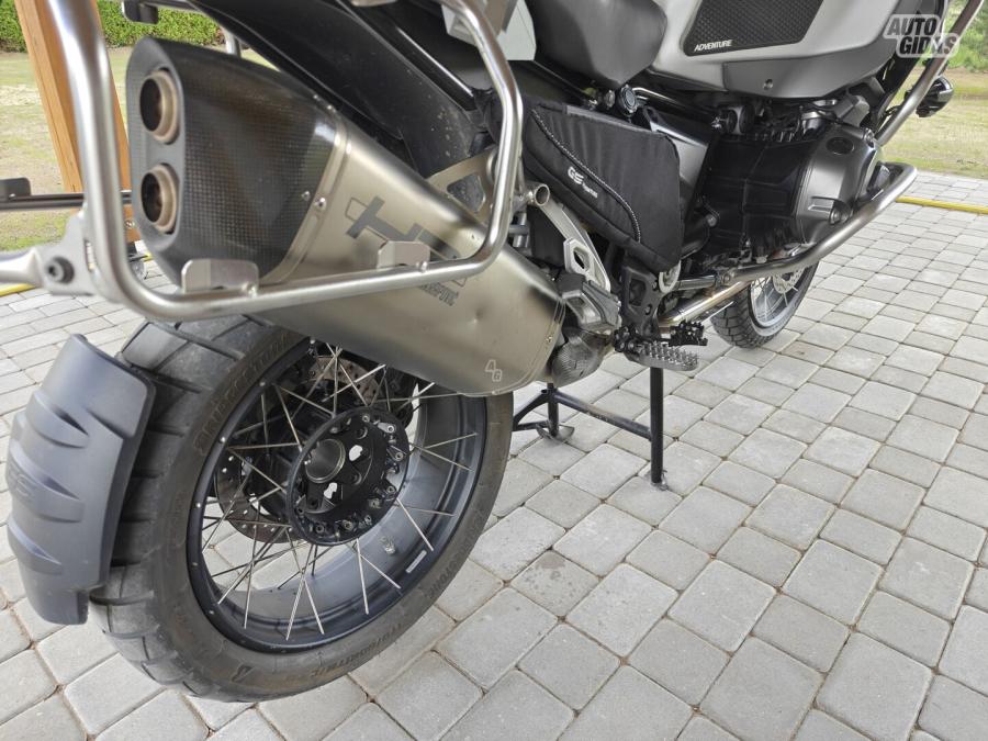 White BMW R 1200GS 2016 in Vilnius, with an engine capacity of 1.20 L and mileage of 59 thousand km for 10000 €, photo 22 on AUTOMOTO.COM.LV