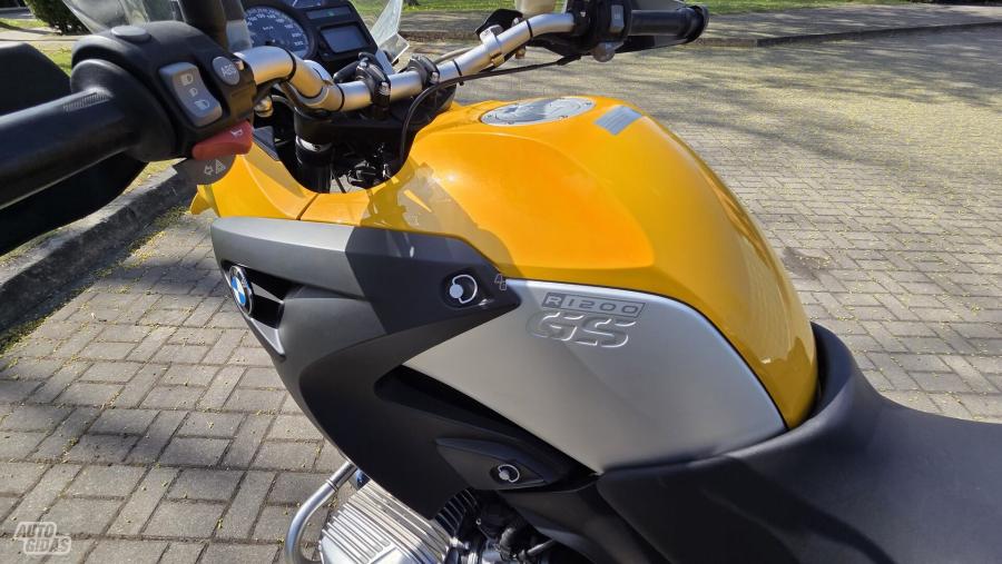 Yellow BMW R 1200GS 2006 in Marijampole, with an engine capacity of 1.20 L and mileage of 44 thousand km for 6200 €, photo 17 on AUTOMOTO.COM.LV