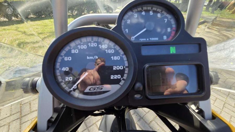 Yellow BMW R 1200GS 2006 in Marijampole, with an engine capacity of 1.20 L and mileage of 47 thousand km for 4800 €, photo 11 on AUTOMOTO.COM.LV