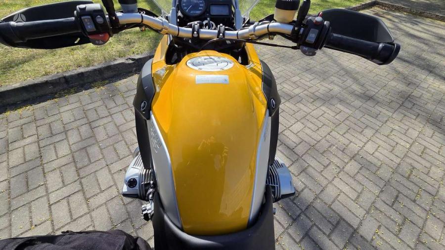 Yellow BMW R 1200GS 2006 in Marijampole, with an engine capacity of 1.20 L and mileage of 47 thousand km for 4800 €, photo 14 on AUTOMOTO.COM.LV