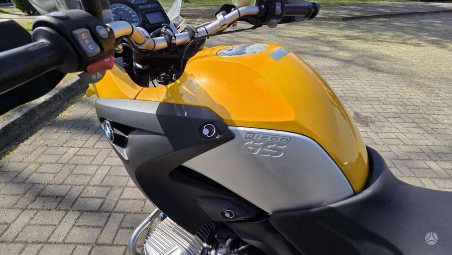 Yellow BMW R 1200GS 2006 in Marijampole, with an engine capacity of 1.20 L and mileage of 47 thousand km for 4800 €, photo 15 on AUTOMOTO.COM.LV