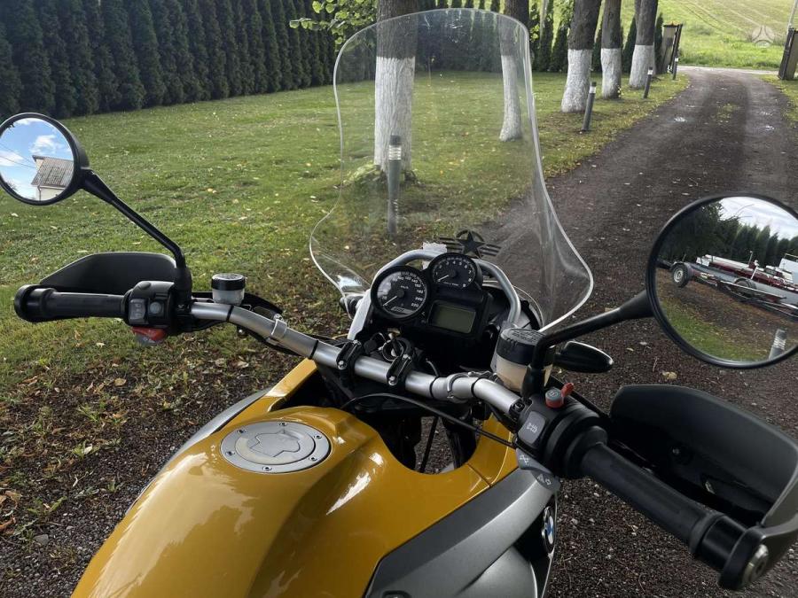 Yellow BMW R 1200GS 2006 in Kursenai, with an engine capacity of 1.20 L and mileage of 80 thousand km for 3600 €, photo 10 on AUTOMOTO.COM.LV