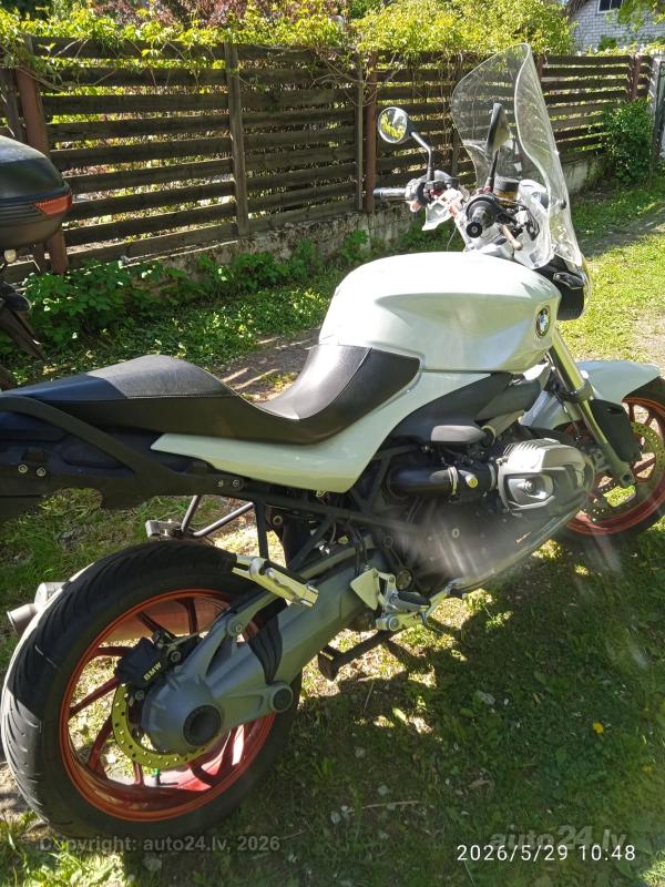 Black BMW R 1200R 2011 in Tallinn, with an engine capacity of 1.17 L and mileage of 83 thousand km for 6900 €, photo 1 on AUTOMOTO.COM.LV