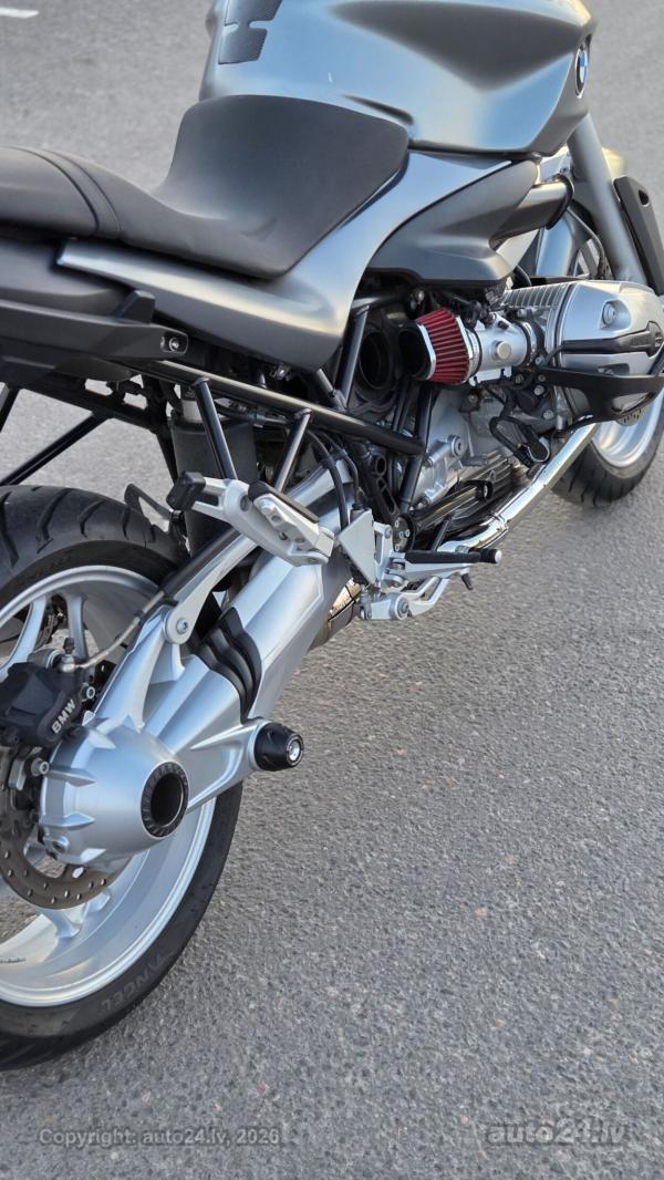 Grey BMW R 1200R 2007 in Tartu, with an engine capacity of 1.17 L and mileage of 50 thousand km for 4999 €, photo 11 on AUTOMOTO.COM.LV