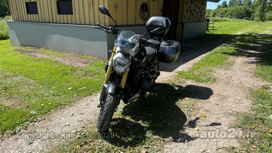 Grey BMW R 1200R 2016 in Tallinn, with an engine capacity of 1.17 L and mileage of 34 thousand km for 8500 €, photo 11 on AUTOMOTO.COM.LV