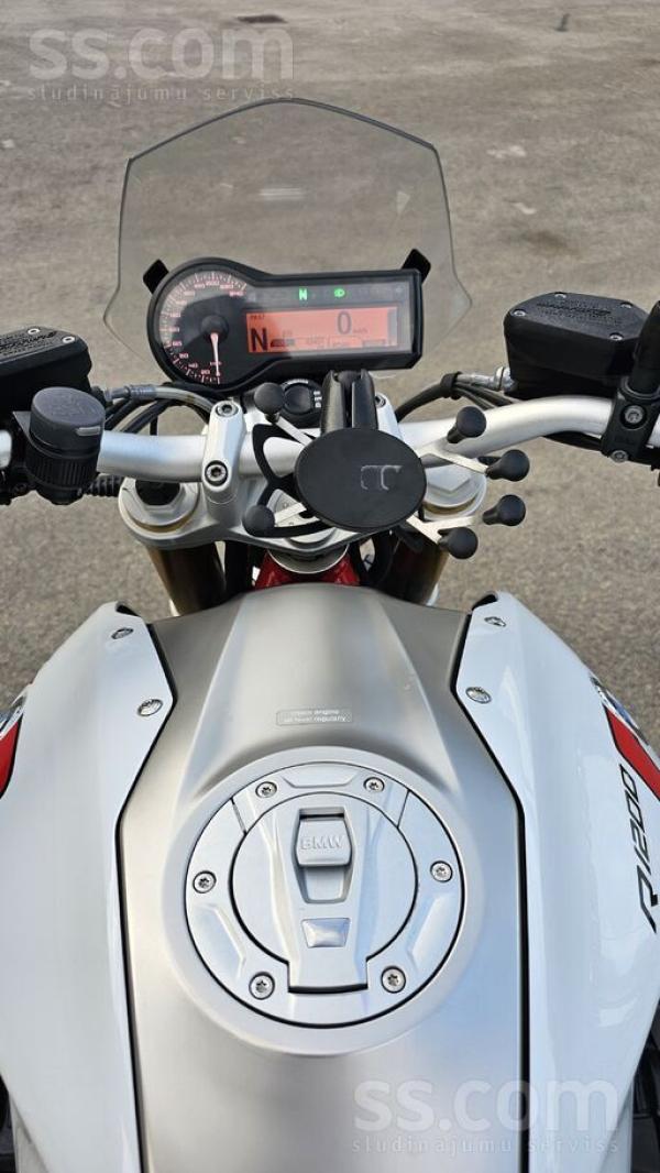 БМВ R 1200R 2015 в Рига, объемом двигателя 1.20 л и пробегом 0 тыс. км за 5500 €, фото 8 на AUTOMOTO.COM.LV