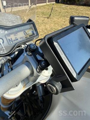 BMW R 1200R 2015 in Riga, with an engine capacity of 1.20 L and mileage of 0 thousand km for 8900 €, photo 7 on AUTOMOTO.COM.LV