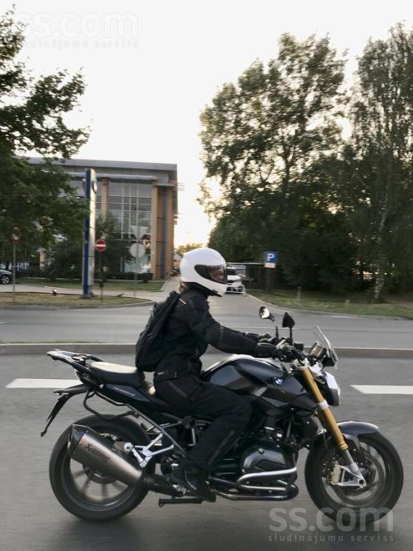 BMW R 1200R 2015 Rīga, ar dzinēja tilpumu 1.20 L un nobraukumu 0 tūkst. km par 8900 €, foto 9 vietnē AUTOMOTO.COM.LV