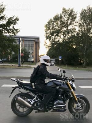 BMW R 1200R 2015 in Riga, with an engine capacity of 1.20 L and mileage of 0 thousand km for 8900 €, photo 10 on AUTOMOTO.COM.LV