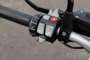BMW R 1200R 2015 in Jelgava, with an engine capacity of 1.17 L and mileage of 0 thousand km for 9700 €, photo 8 on AUTOMOTO.COM.LV