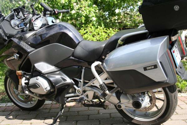 Melns BMW R 1200RT 2014 Alīta, ar dzinēja tilpumu 0.00 L un nobraukumu 62 tūkst. km par 8000 €, foto 4 vietnē AUTOMOTO.COM.LV