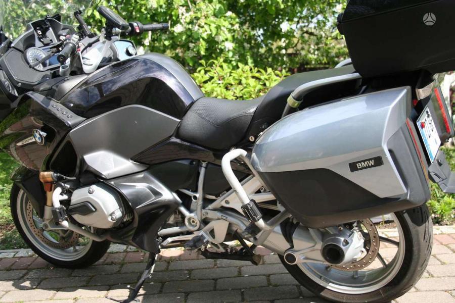 Melns BMW R 1200RT 2014 Alīta, ar dzinēja tilpumu 0.00 L un nobraukumu 62 tūkst. km par 8000 €, foto 4 vietnē AUTOMOTO.COM.LV