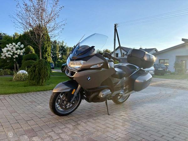 BMW R 1200RT 2008 in Kaunas on AUTOMOTO.COM.LV Brown BMW R 1200RT 2008 in Kaunas, with an engine capacity of 1.17 L and mileage of 105 thousand km for 3900 €, photo 1 on AUTOMOTO.COM.LV