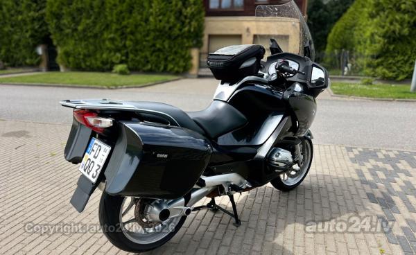 Pelēks BMW R 1200RT 2005 Tallina, ar dzinēja tilpumu 1.17 L un nobraukumu 77 tūkst. km par 4999 €, foto 3 vietnē AUTOMOTO.COM.LV