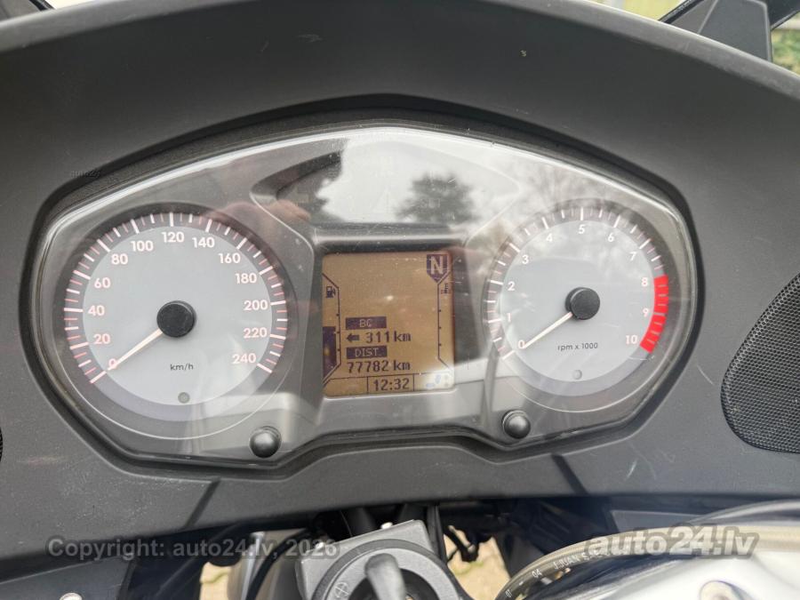 Grey BMW R 1200RT 2005 in Tallinn, with an engine capacity of 1.17 L and mileage of 78 thousand km for 6490 €, photo 11 on AUTOMOTO.COM.LV