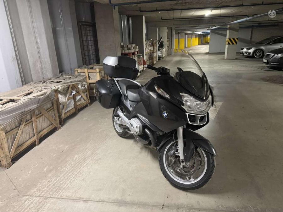 Pelēks BMW R 1200RT 2006 Klaipėda, ar dzinēja tilpumu 1.20 L un nobraukumu 59 tūkst. km par 3190 €, foto 1 vietnē AUTOMOTO.COM.LV