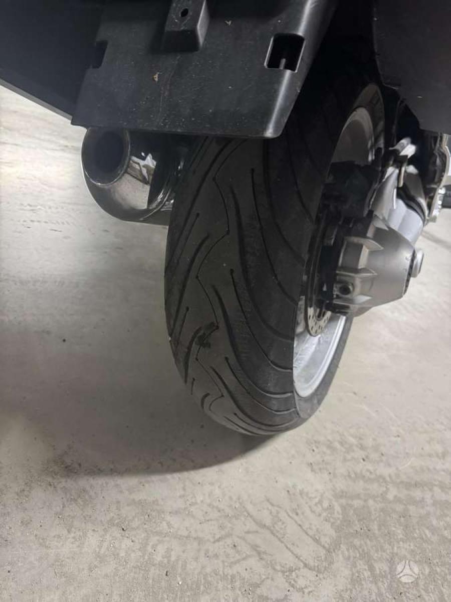 Pelēks BMW R 1200RT 2006 Klaipėda, ar dzinēja tilpumu 1.20 L un nobraukumu 59 tūkst. km par 3190 €, foto 9 vietnē AUTOMOTO.COM.LV