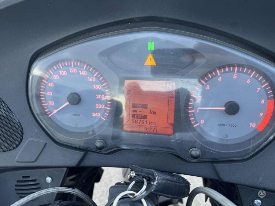 Pelēks BMW R 1200RT 2006 Klaipėda, ar dzinēja tilpumu 1.20 L un nobraukumu 59 tūkst. km par 3190 €, foto 10 vietnē AUTOMOTO.COM.LV