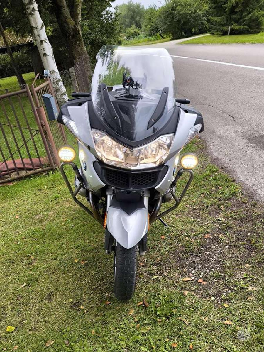 Grey BMW R 1200RT 2011 in Silute, with an engine capacity of 1.20 L and mileage of 50 thousand km for 5499 €, photo 3 on AUTOMOTO.COM.LV