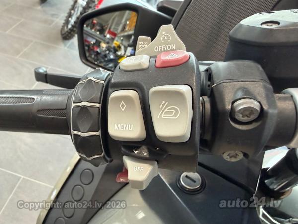 Pelēks BMW R 1200RT 2016 Tallina, ar dzinēja tilpumu 1.17 L un nobraukumu 26 tūkst. km par 10490 €, foto 6 vietnē AUTOMOTO.COM.LV