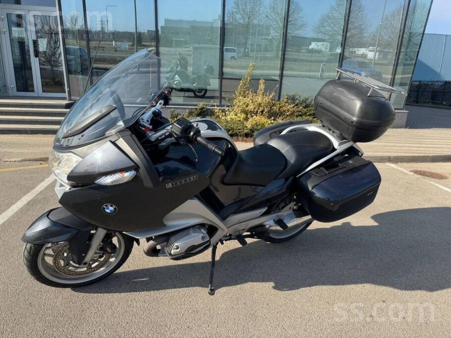 BMW R 1200RT 2005 in Riga, with an engine capacity of 1.20 L and mileage of 0 thousand km for 3600 €, photo 1 on AUTOMOTO.COM.LV