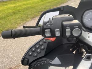 BMW R 1200RT 2006 Tauragė, ar dzinēja tilpumu 0.00 L un nobraukumu 0 tūkst. km par 2900 €, foto 10 vietnē AUTOMOTO.COM.LV
