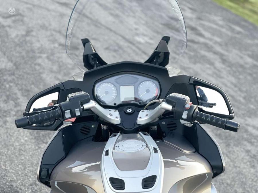 BMW R 1200RT 2007 in Silale, with an engine capacity of 1.20 L and mileage of 74 thousand km for 3500 €, photo 10 on AUTOMOTO.COM.LV
