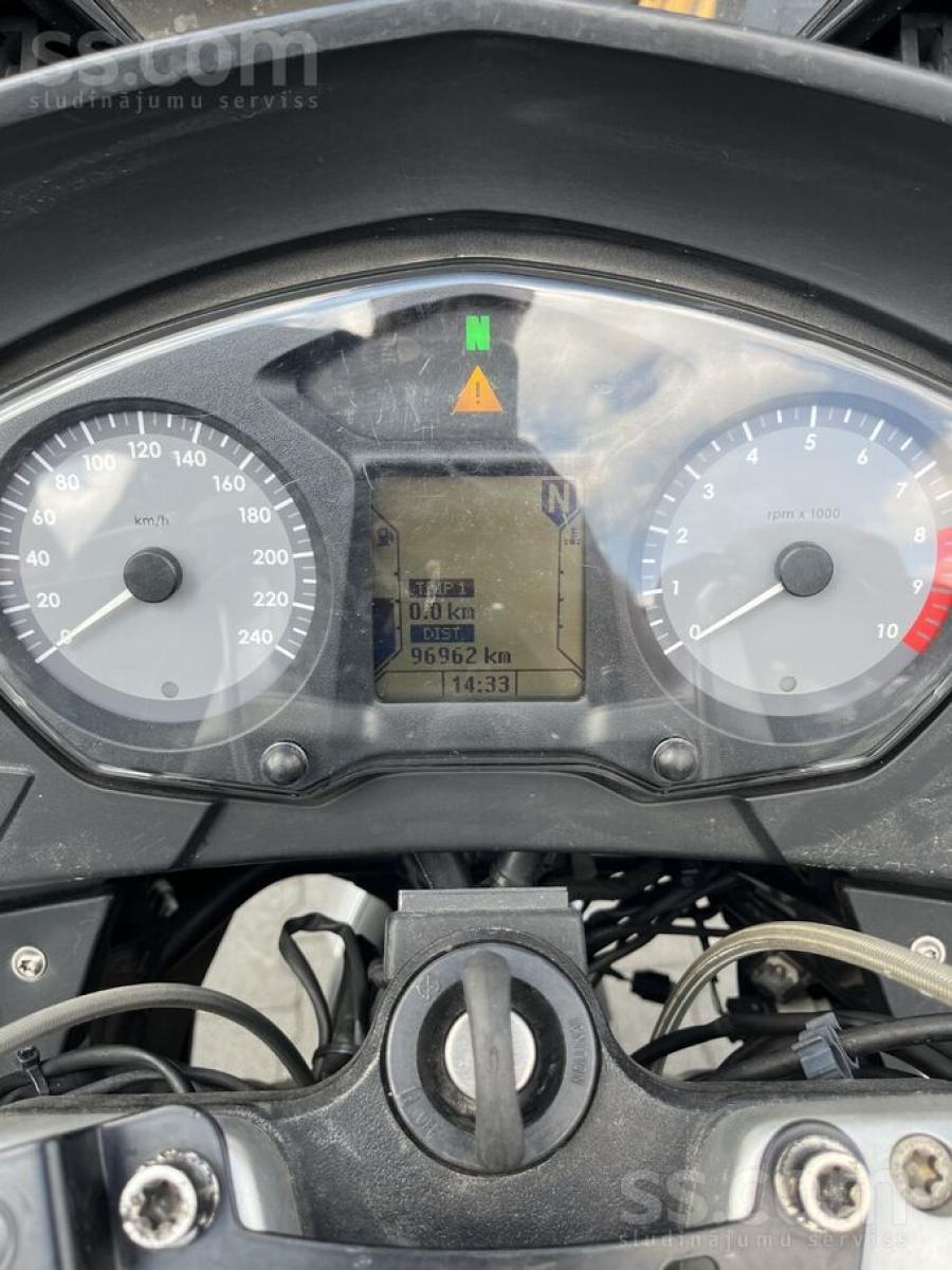 BMW R 1200RT 2008 Rīga, ar dzinēja tilpumu 1.20 L un nobraukumu 0 tūkst. km par 3200 €, foto 6 vietnē AUTOMOTO.COM.LV