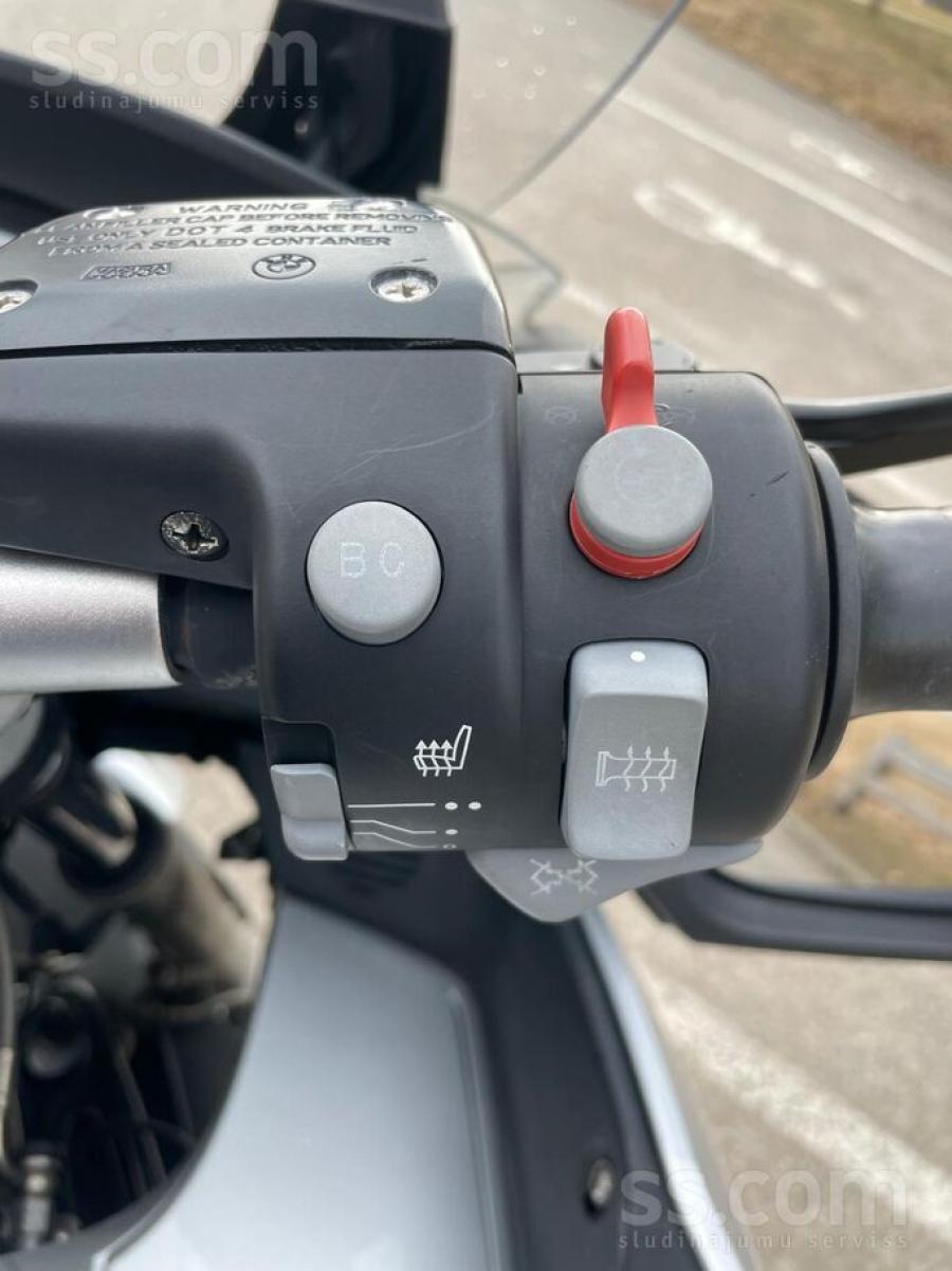 BMW R 1200RT 2009 in Kuldiga, with an engine capacity of 1.20 L and mileage of 0 thousand km for 3600 €, photo 8 on AUTOMOTO.COM.LV