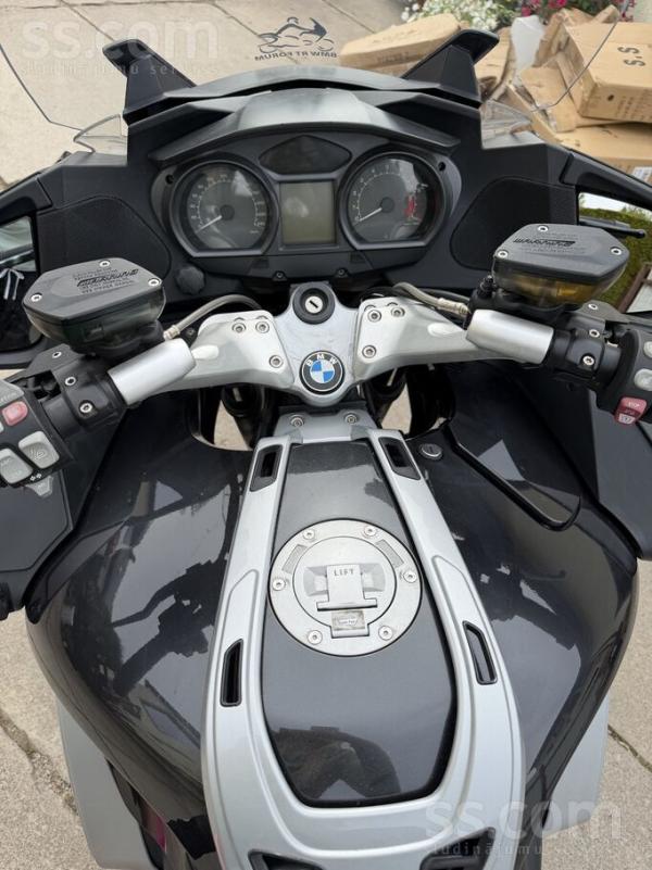 BMW R 1200RT 2010 Saldus, ar dzinēja tilpumu 1.20 L un nobraukumu 0 tūkst. km par 5200 €, foto 3 vietnē AUTOMOTO.COM.LV