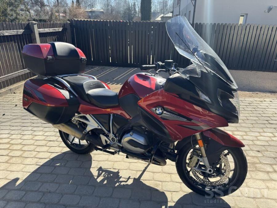 BMW R 1200RT 2018 in Ogre, with an engine capacity of 1.17 L and mileage of 0 thousand km for 12500 €, photo 1 on AUTOMOTO.COM.LV