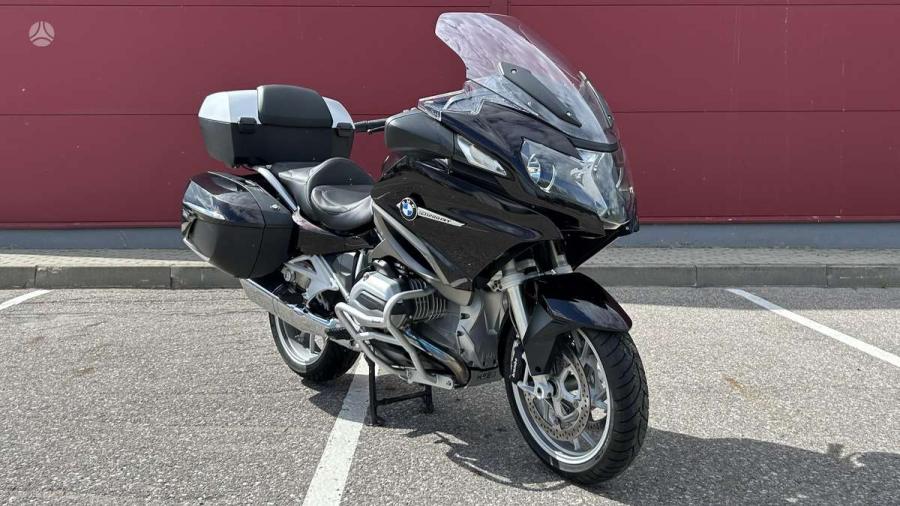 Red BMW R 1200RT 2014 in Kaunas, with an engine capacity of 1.20 L and mileage of 44 thousand km for 8800 €, photo 3 on AUTOMOTO.COM.LV