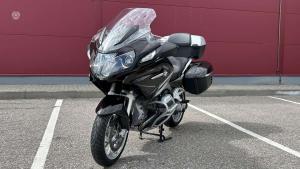 Red BMW R 1200RT 2014 in Kaunas, with an engine capacity of 1.20 L and mileage of 44 thousand km for 8800 €, photo 4 on AUTOMOTO.COM.LV