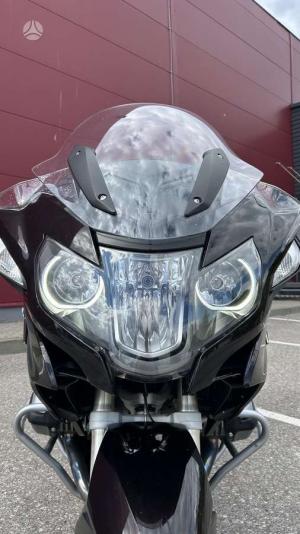 Red BMW R 1200RT 2014 in Kaunas, with an engine capacity of 1.20 L and mileage of 44 thousand km for 8800 €, photo 7 on AUTOMOTO.COM.LV