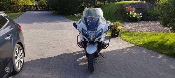 White BMW R 1200RT 2017 in Panevezys, with an engine capacity of 1.20 L and mileage of 74 thousand km for 4550 €, photo 5 on AUTOMOTO.COM.LV