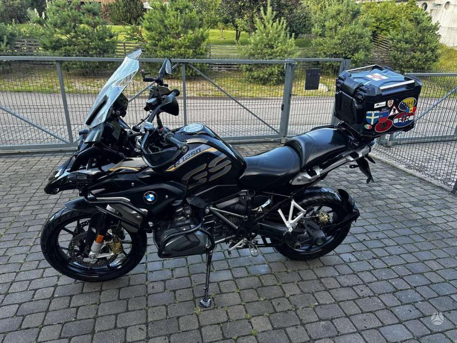 Melns BMW R 1250GS 2020 Viļņa, ar dzinēja tilpumu 1.25 L un nobraukumu 65 tūkst. km par 15900 €, foto 3 vietnē AUTOMOTO.COM.LV