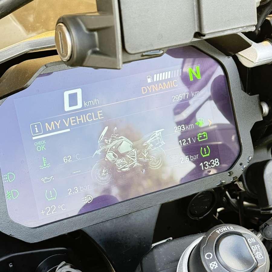 Черный БМВ R 1250GS 2020 в Пасвалис, объемом двигателя 1.25 л и пробегом 29 тыс. км за 15300 €, фото 9 на AUTOMOTO.COM.LV