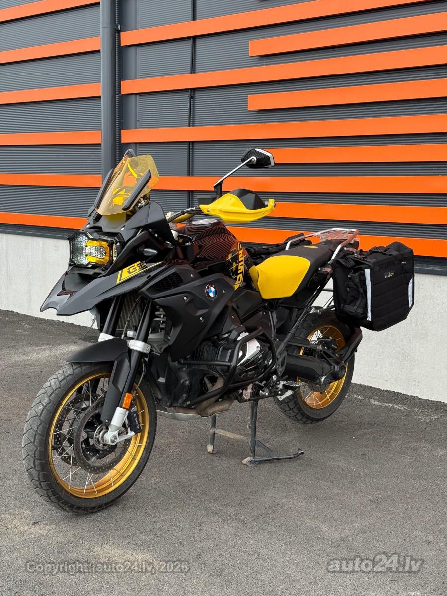 Melns BMW R 1250GS 2021 Tallina, ar dzinēja tilpumu 0.00 L un nobraukumu 23 tūkst. km par 17900 €, foto 4 vietnē AUTOMOTO.COM.LV