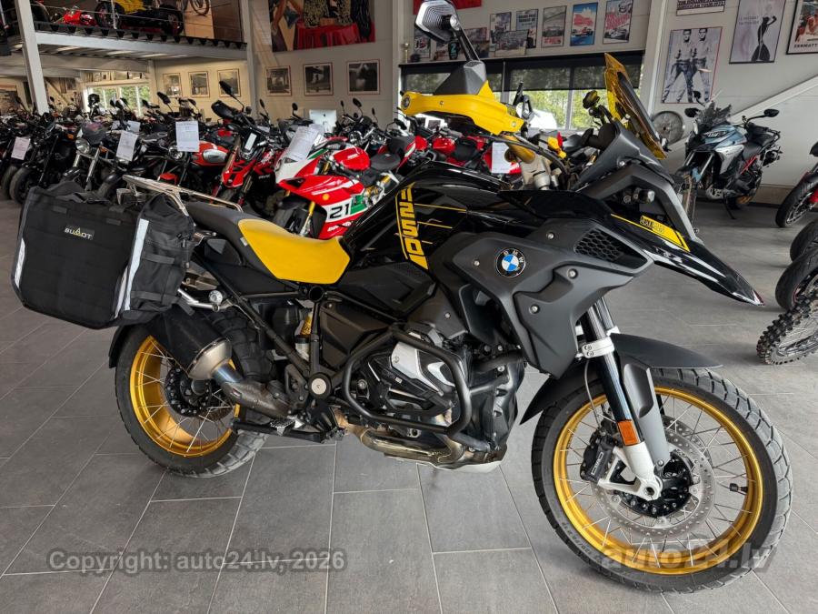 Melns BMW R 1250GS 2021 Tallina, ar dzinēja tilpumu 1.25 L un nobraukumu 23 tūkst. km par 17690 €, foto 1 vietnē AUTOMOTO.COM.LV