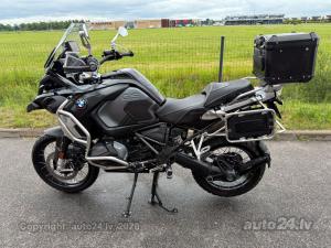 Black BMW R 1250GS 2021 in Tallinn, with an engine capacity of 1.25 L and mileage of 8 thousand km for 18500 €, photo 3 on AUTOMOTO.COM.LV