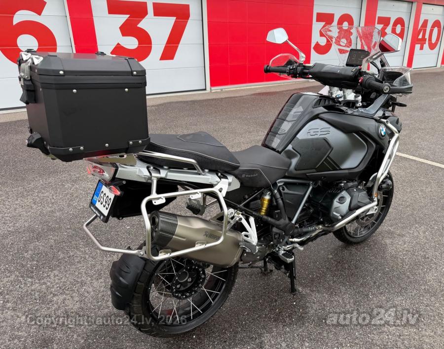 Black BMW R 1250GS 2021 in Tallinn, with an engine capacity of 1.25 L and mileage of 8 thousand km for 18500 €, photo 4 on AUTOMOTO.COM.LV