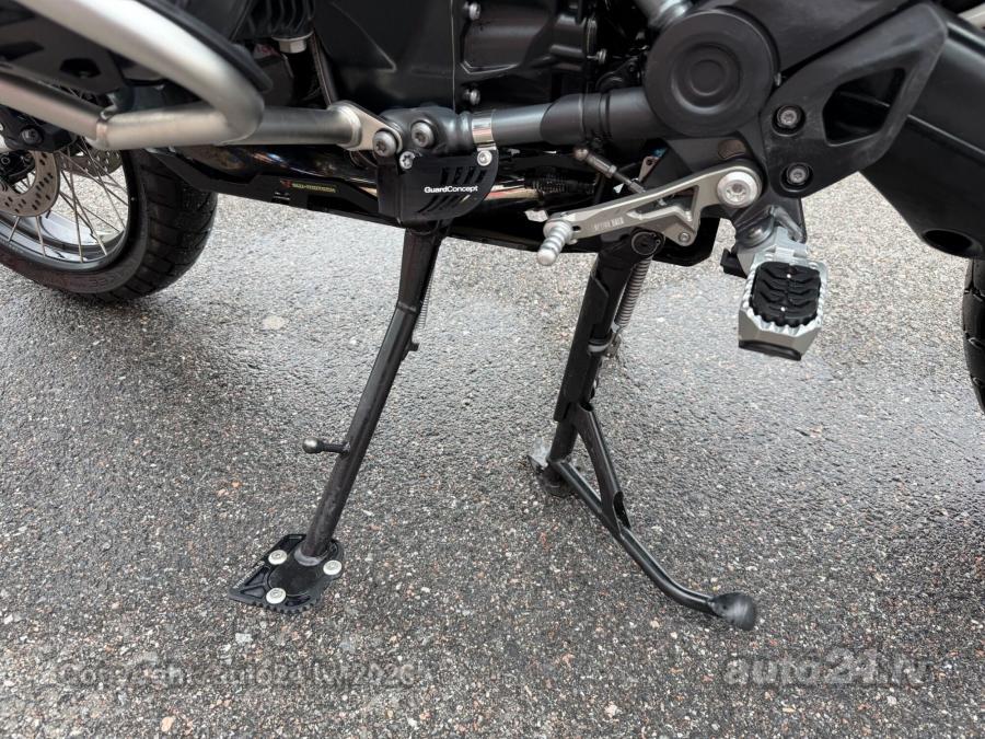 Black BMW R 1250GS 2021 in Tallinn, with an engine capacity of 1.25 L and mileage of 8 thousand km for 18500 €, photo 5 on AUTOMOTO.COM.LV